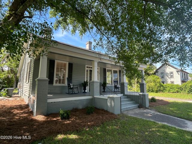 319 W Grubb Street