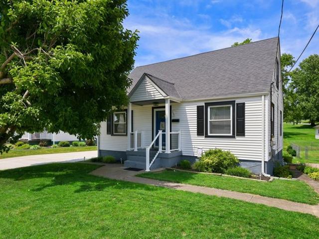 319 W High St, Springfield, KY 40069