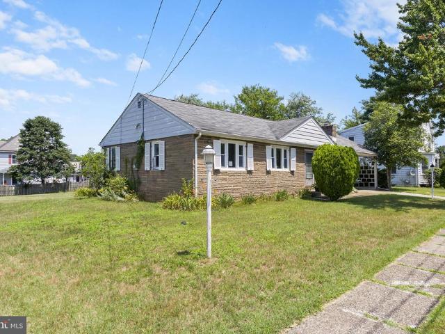 319 W Monroe Avenue