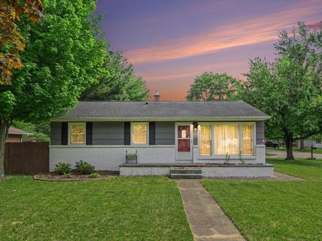 319 W North St, Paw, MI 49079