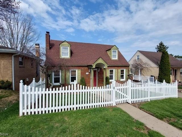 319 Westwood Dr, Steubenville, OH 43953