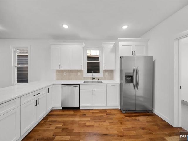 319 William Street # 2