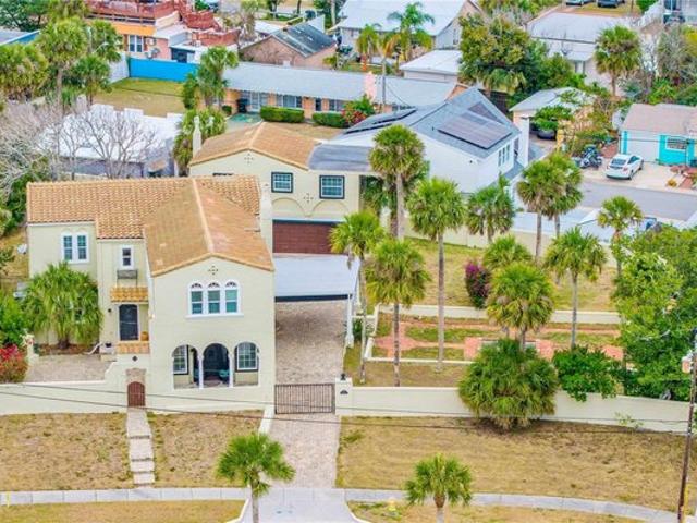 319 Wisteria Rd, Daytona Beach, FL 32118