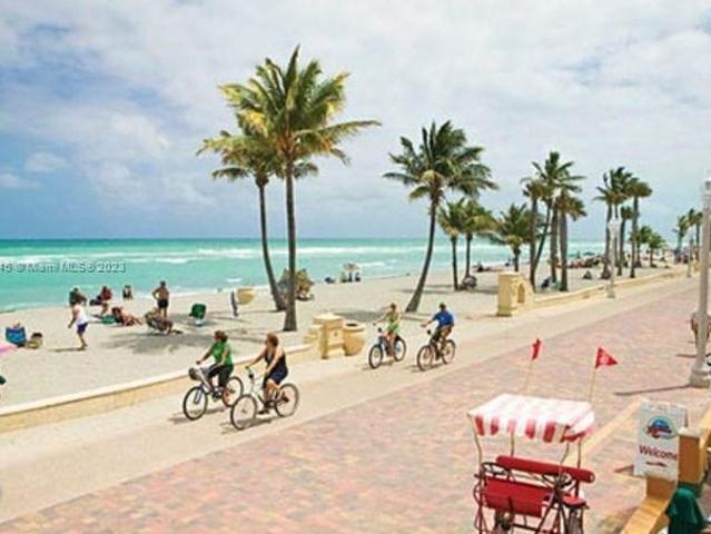 319 Tyler St #4, Hollywood, FL 33019