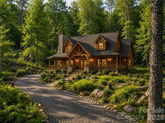 319 Valley Lane