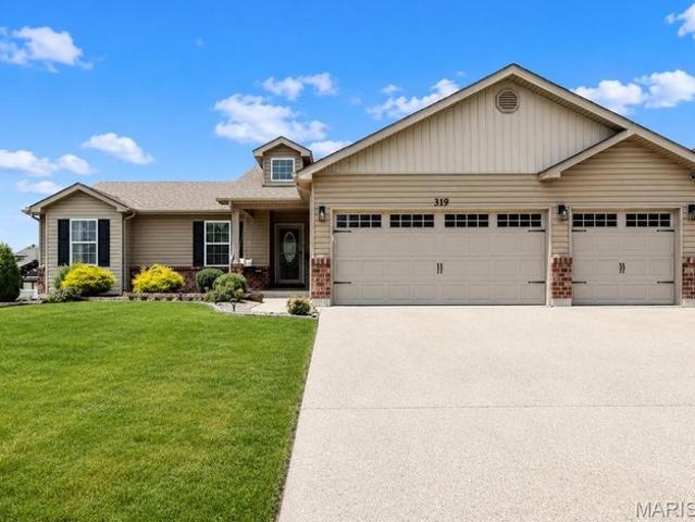 319 Vigilant St, Wentzville, MO 63385