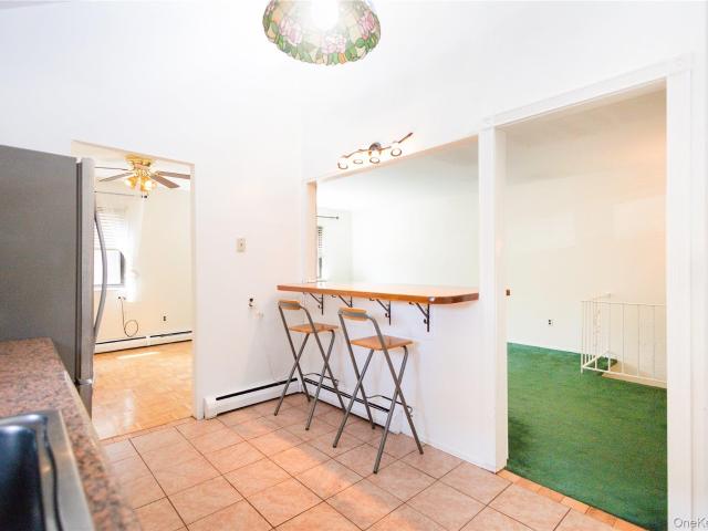 31 44 29 Street Fl 2