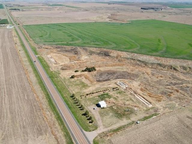 31 4 29 Box Elderprecinct 31 29pt Nw/4 9 74 Ac, McCook, NE 69001