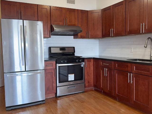 31 53 Linden Place 3A
