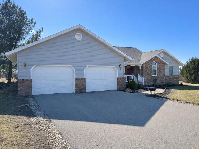 31 5 Medinah Drive