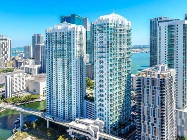 31 5th St SE #3621, Miami, FL 33131