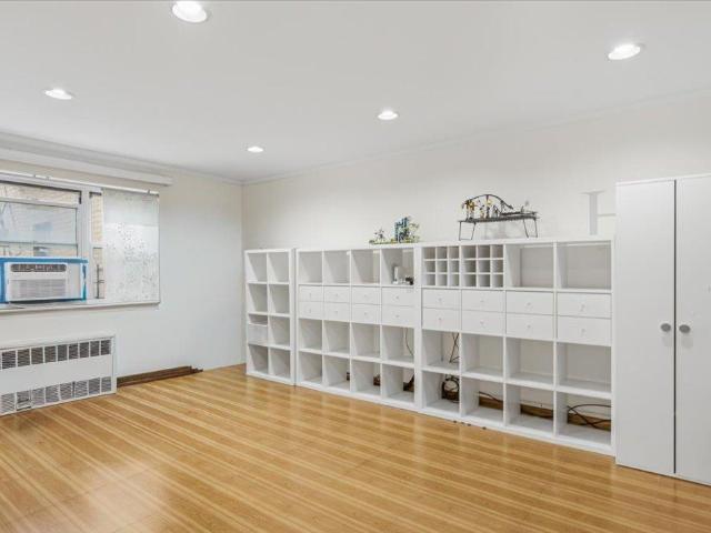 31 65 th Street 1J