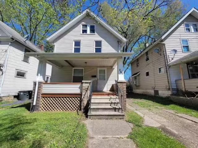 3/1 263 E York St