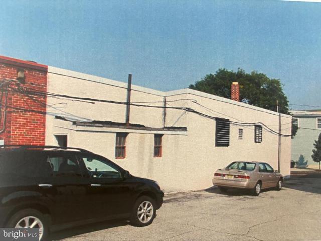 31 33 Centre