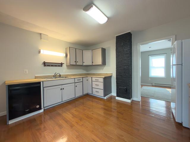 31 33 Saranac Street # 31