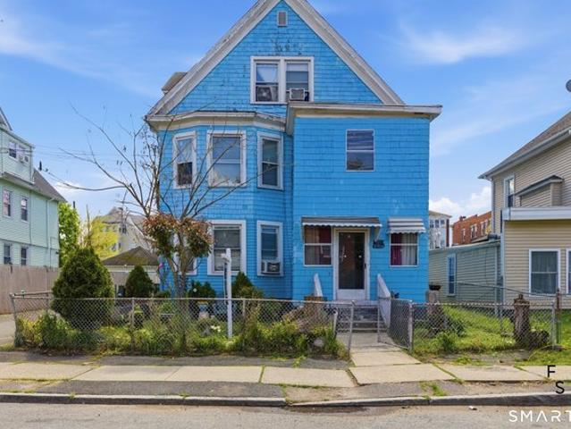 31 33 Standish St, Hartford, CT 06114