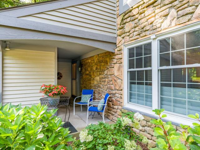 31 Thornwood Court # 14
