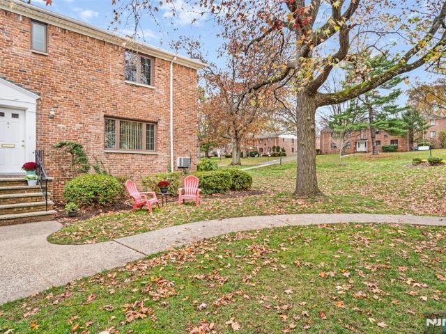 31 Troy Drive # B