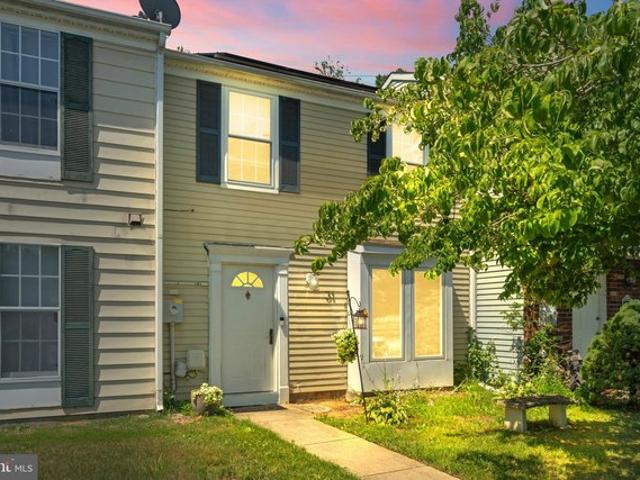 31 Victoria Manor Ct, Sicklerville, NJ 08081