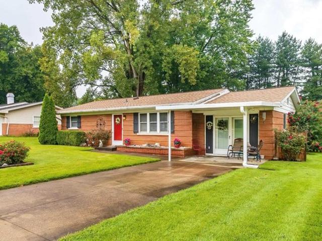 31 W Bujey Dr, Evansville, IN 47710