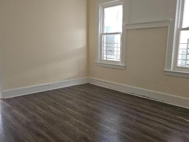 31 Western Pkwy # 2