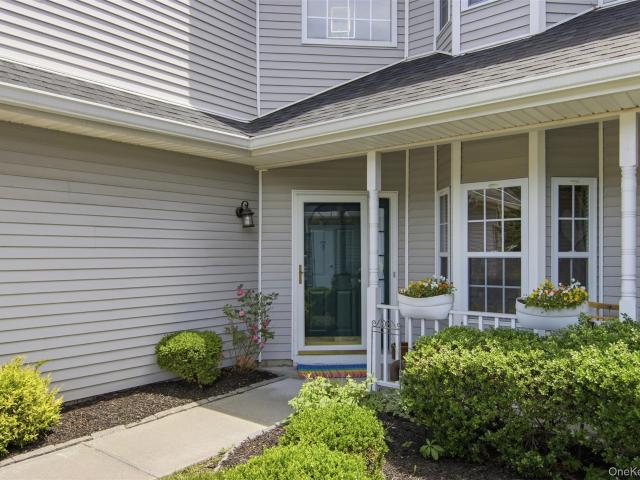 31 Willow Wood Drive