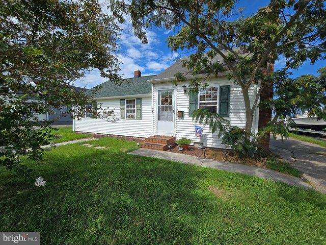 31 Wynfall Ave, Crisfield, MD 21817