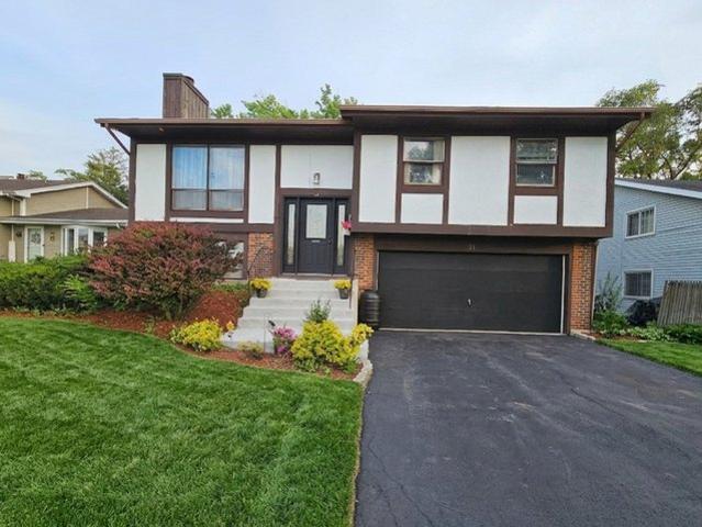 31 Abbeywood Dr, Romeoville, IL 60446
