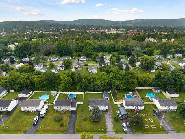 31 Adams St, Saint Albans City, VT 05478