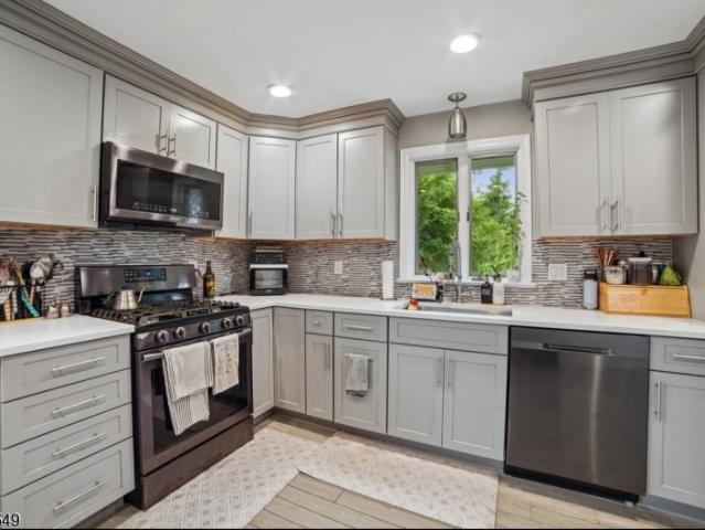31 Albright Cir