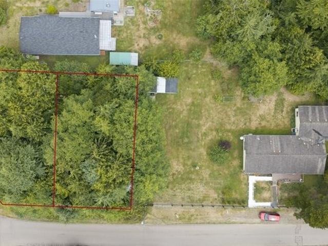 31 and 33 Paradise Ln Lots 60 & 61, Pacific Beach, WA 98571