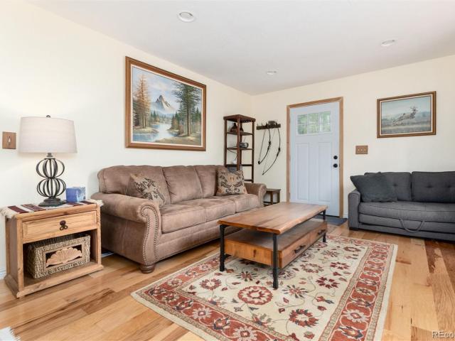 31 Aspen Loop Road
