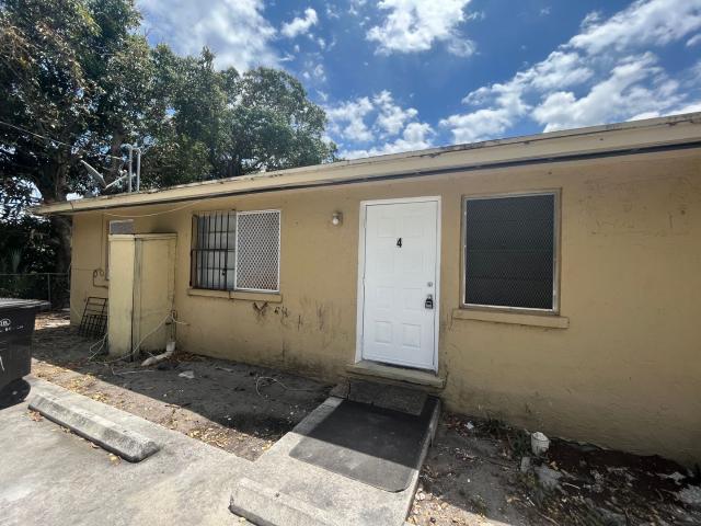3/1 Apartment for Rent. West Palm Beach