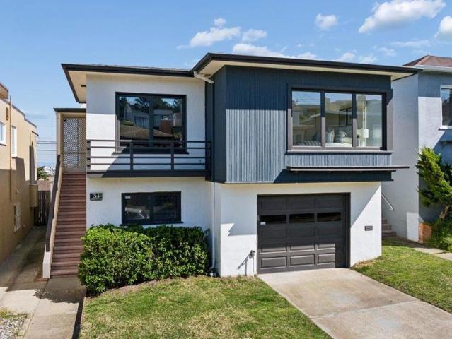31 Avalon Drive