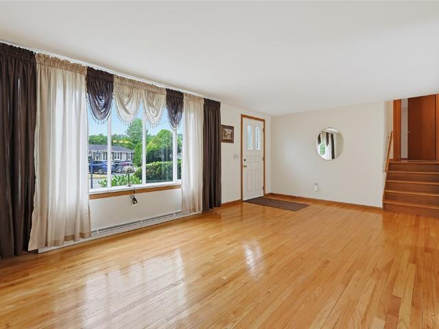 31 Benjamin Avenue