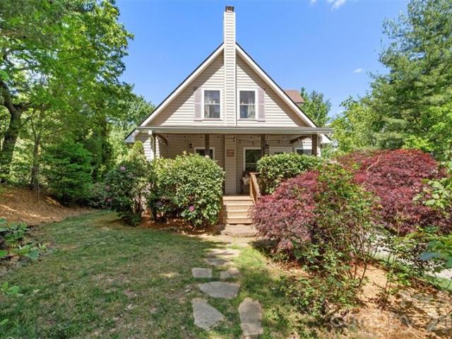 31 Bear Den Rd, Asheville, NC 28805