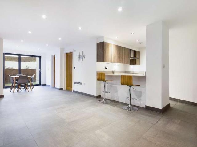31 Bedroom Apartment Flat