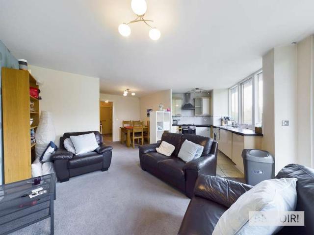 2 Bedroom Apartment Flat