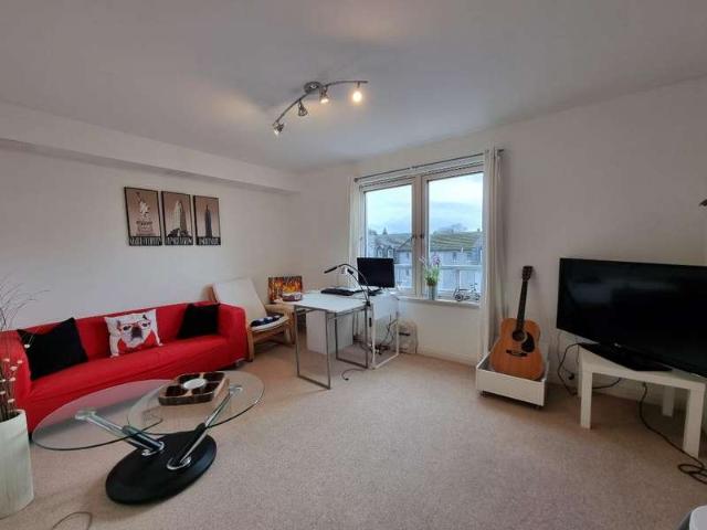 1 Bedroom Property