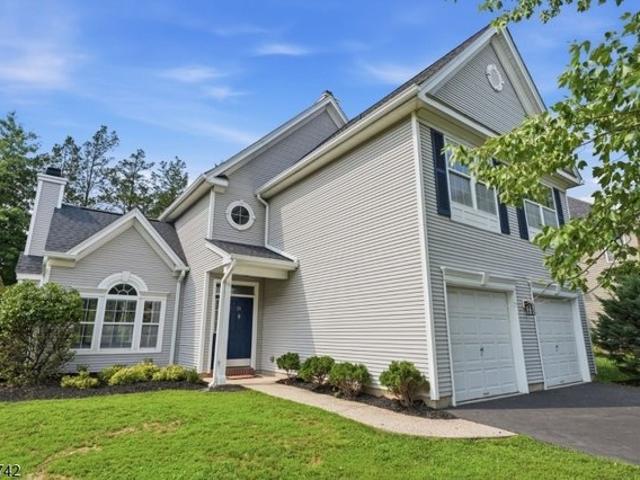 31 Bouwrey Pl, Readington Twp, NJ 08889