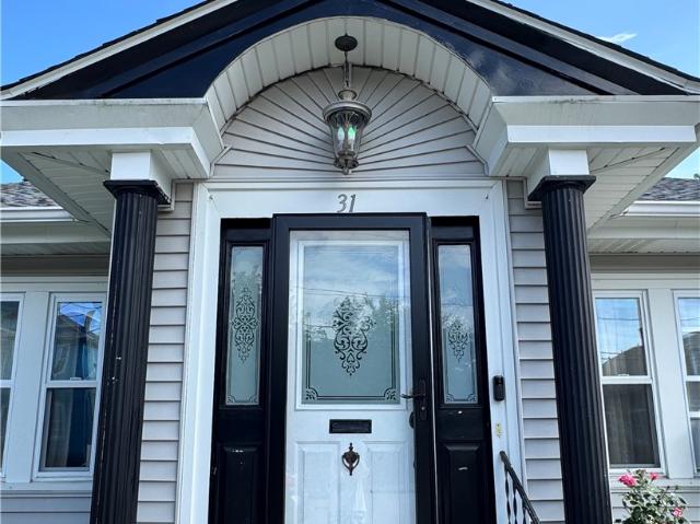 31 Bristol Avenue