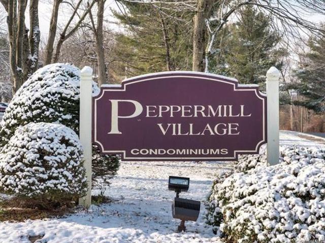 31 Burgundy Hill Ln #31, Middletown, CT 06457