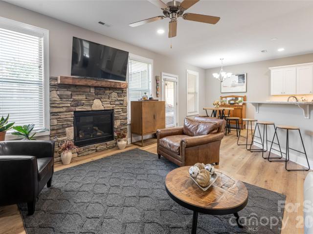 31 Burlington Lane