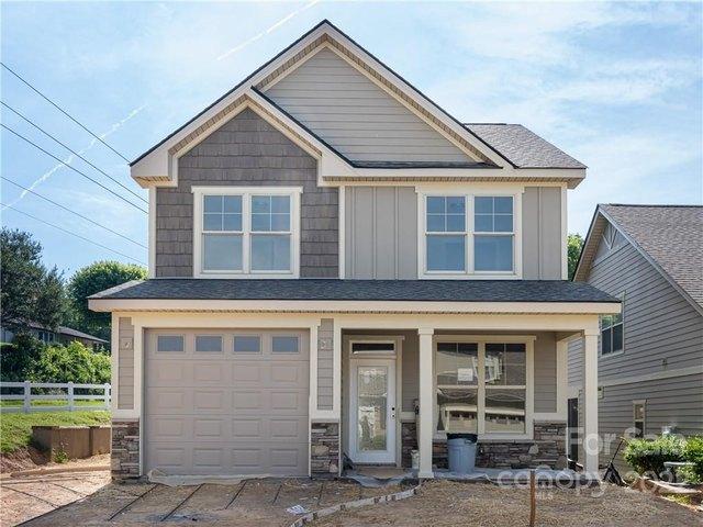31 Burlington Ln, Fletcher, NC 28732