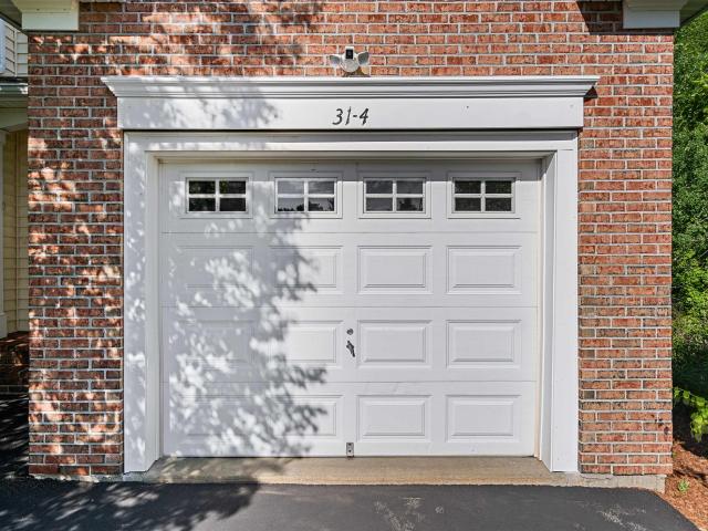 31 Cabernet Drive # 4