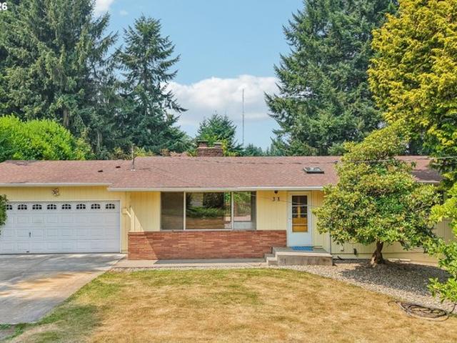 31 Cedar Gates Rd, Longview, WA 98632