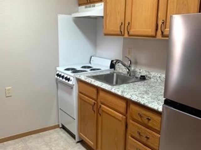 31 Chestnut Street E # #9