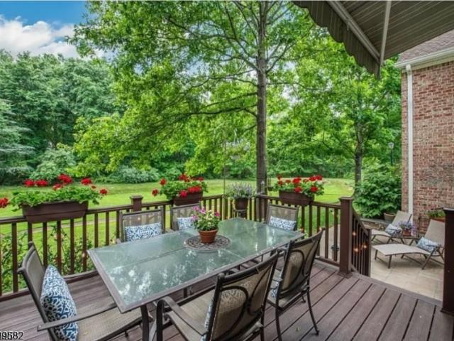 31 Cooper Ln