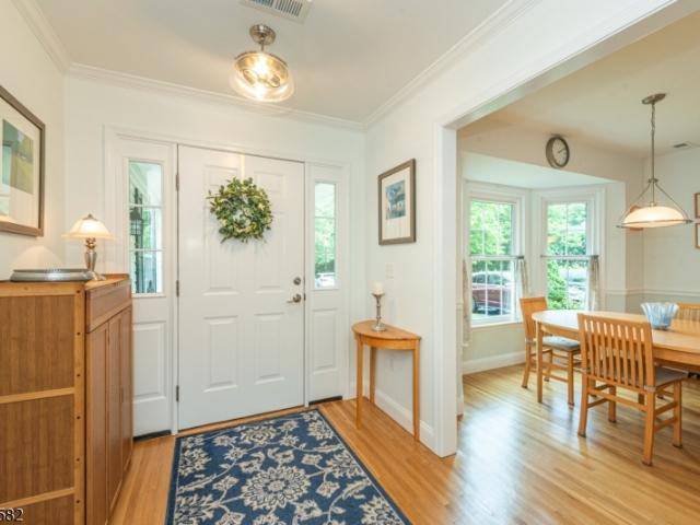31 Cooper Ln