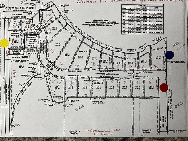 31 Cottonwood Lake Blvd, Windom, MN 56101